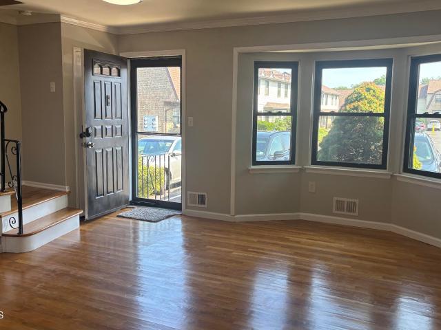 41 Village Green Way