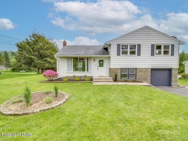 41 W Meadow St, Shavertown, PA 18708