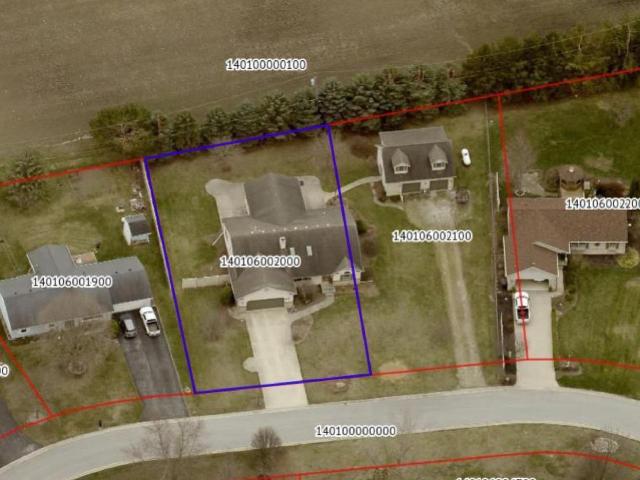41 W Adams Drive