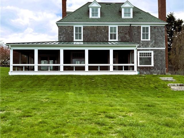 41 Walcott Avenue