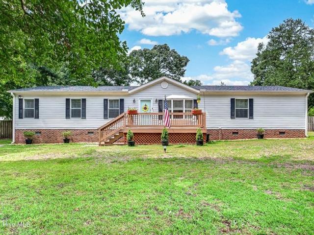 41 Warwick Ct, Hampstead, NC 28443