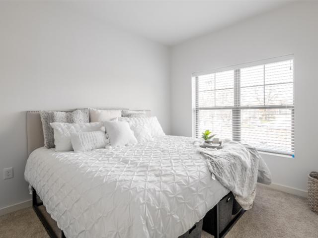 41 West 1 Bedroom Apartment for Rent at 4010 Lorain Ave, Cleveland, OH 44113 Ohio City