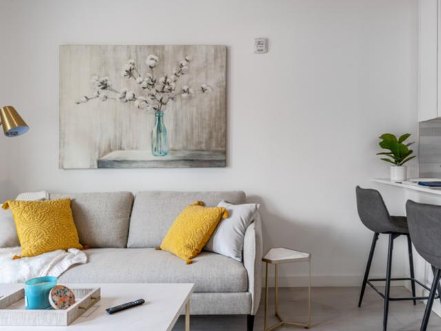 41 West 4 Bedroom Apartment for Rent at 4010 Lorain Ave, Cleveland, OH 44113 Ohio City
