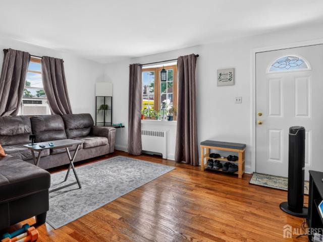 41 Westervelt Avenue