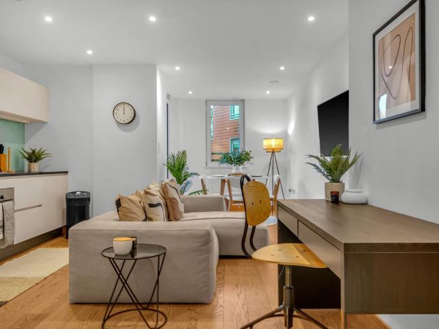 41 White Church Ln, London E1, 1 bed flat to rent, £4,853 pcm | PrimeLocation