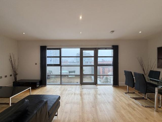 41 Whitworth Street West, Manchester, M1