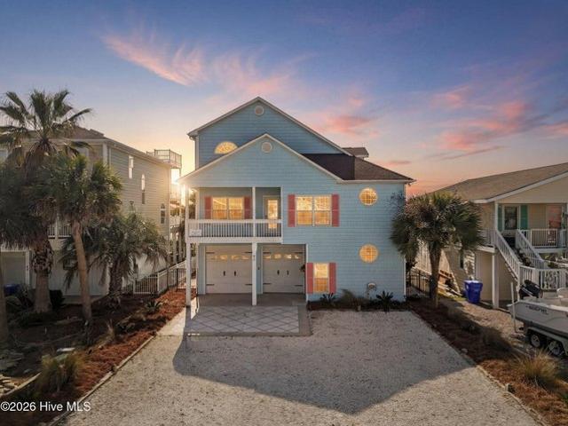 41 Wilmington St, Ocean Isle Beach, NC 28469