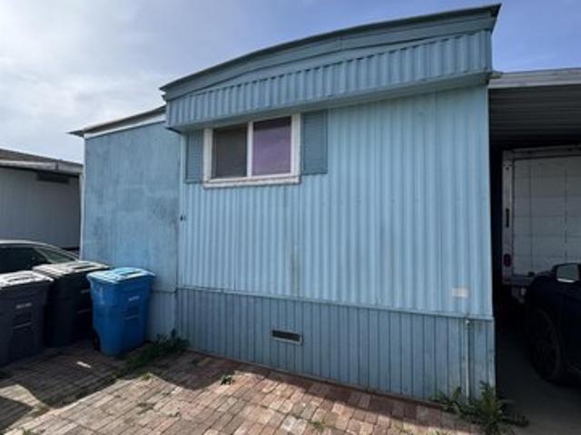 41 Almond, Hollister, CA 95023
