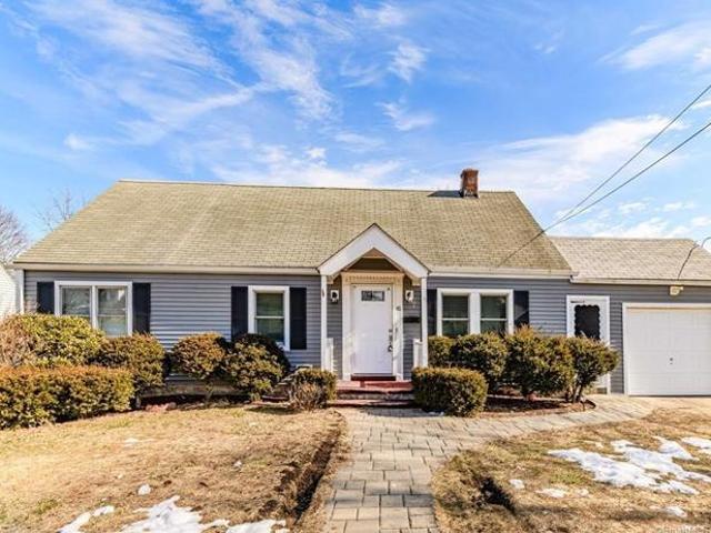 41 Anna Ave, Waterbury, CT 06708