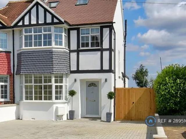 41 Ancaster Crescent, London, KT3 6BD, United Kingdom | 4 bed duplex for rent #168138207 | Rentberry