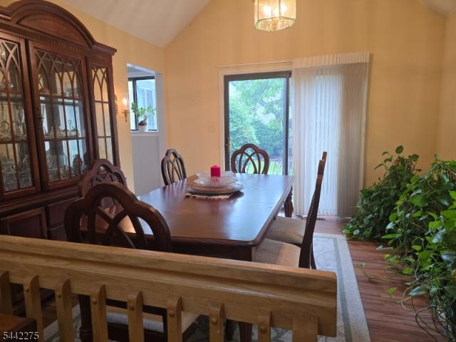 41 Arbor Cir