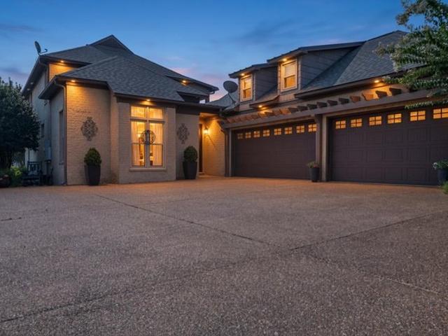 41 Arbor Greens Cv, Covington, TN 38019