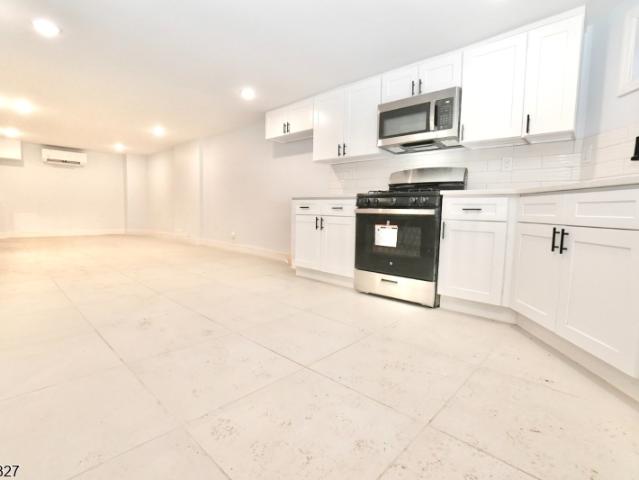 41 Arlington Ave
