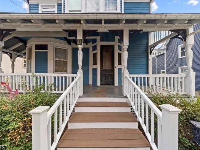 41 Atno Ave, Morristown, NJ 07960 | MLS #4018 | Compass