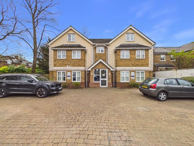 41 Aylesbury Road, Bromley, Kent BR2, 2 bed flat to rent, £1,950 pcm | PrimeLocation