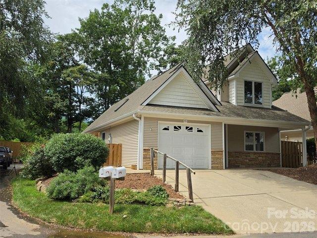 41 Beekeeper Trl, Swannanoa, NC 28778