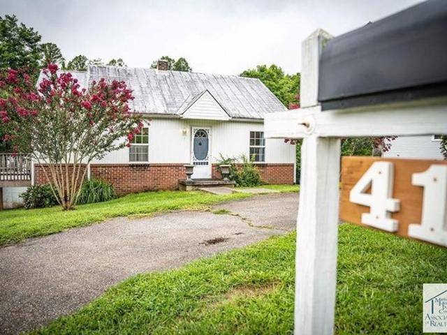 41 Boxwood Ln, Bassett, VA 24055