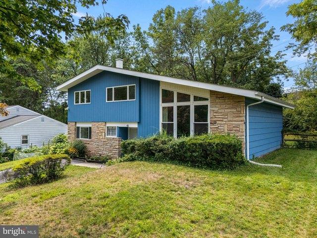 41 Camelot Dr, Plymouth Meeting, PA 19462
