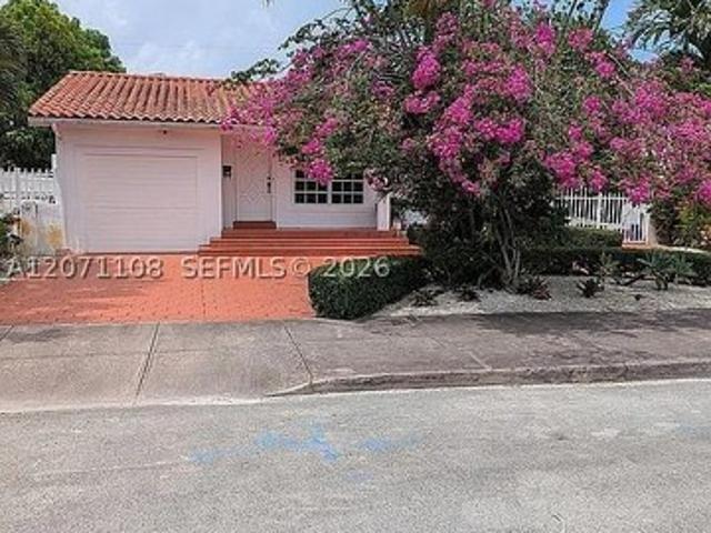 41 Campina Ct, Coral Gables, FL 33134