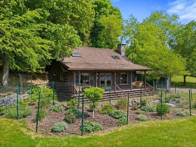 41 Canal St, Grand Lake Stream, ME 04668