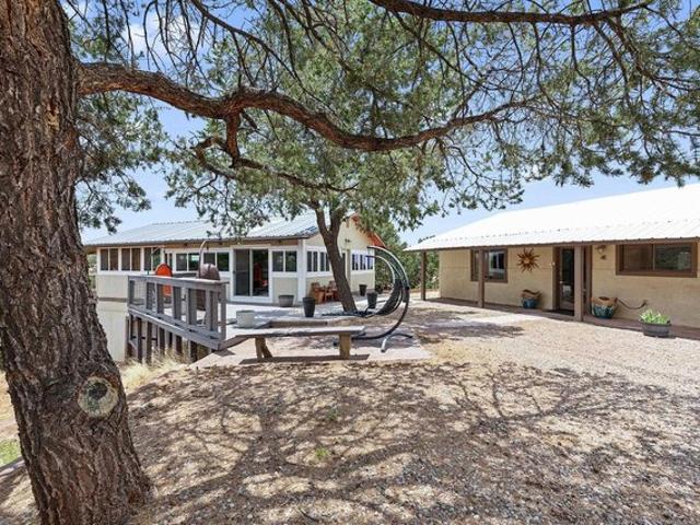 41 Calico Peak Rd, High Rolls Mountain Park, NM 88325