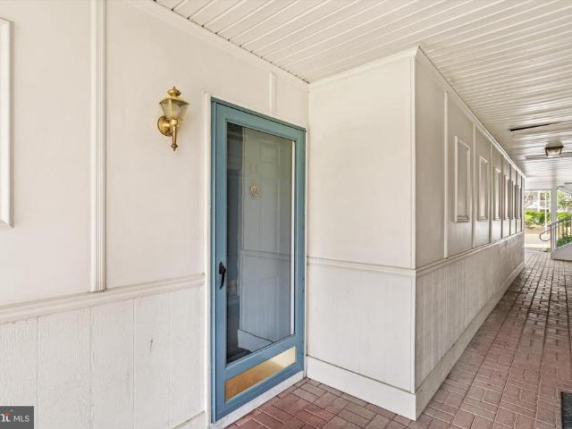 41 Cheverny Court