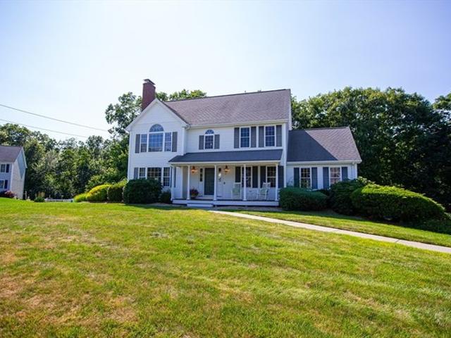 41 Christopher Dr, Attleboro, MA 02703