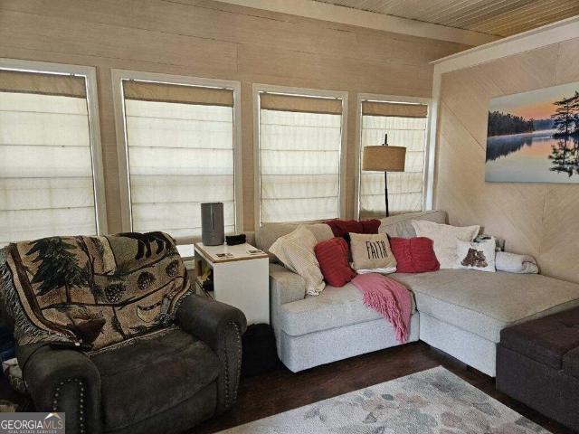 41 Cindy Parkway