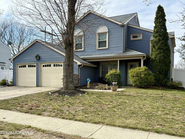 41 Concord Cir, Howell, NJ 07731