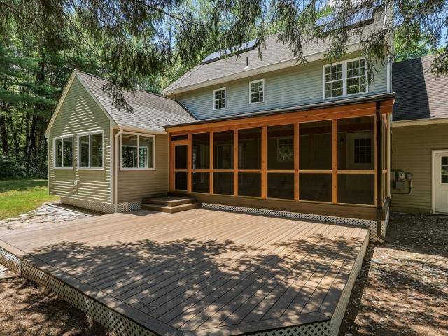 41 Country Ln