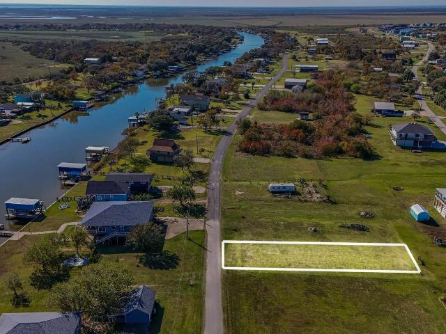 41 County Road 291, Sargent, US, TX