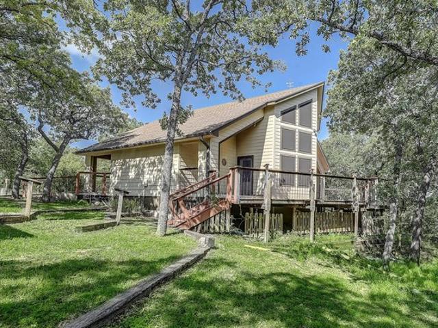 41 Crestline Ct, Nocona, TX 76255