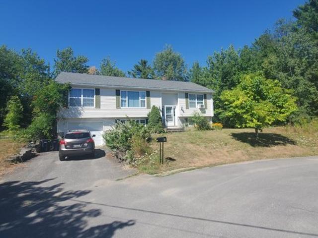 41 Dana Dr, Bangor, ME 04401