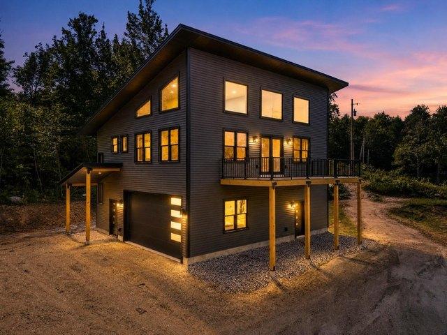 41 Deertrees Rd, Harrison, ME 04040