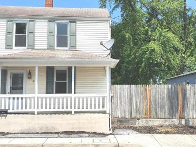 41 E High St, Middletown, PA 17057