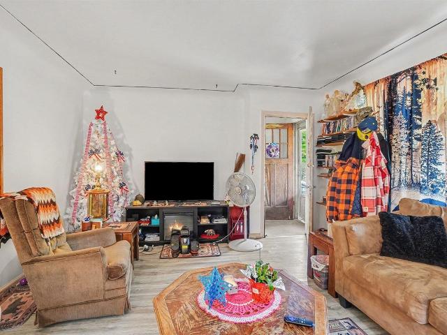 41 E 14th Street