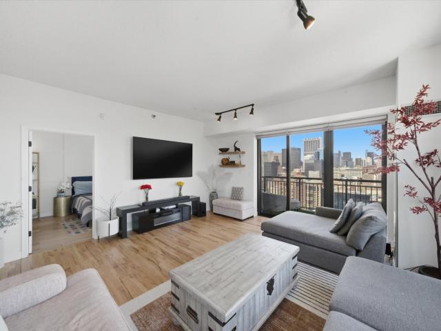 41 E 8TH Street # 2901