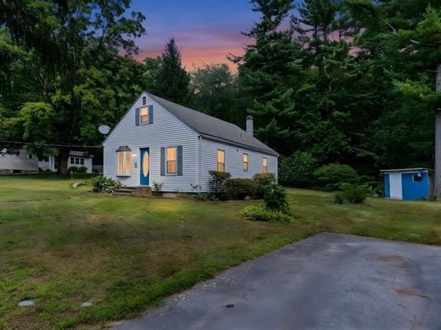 41 Everett St, Norfolk, MA 02056