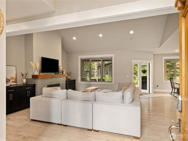 41 Goldenrod Court