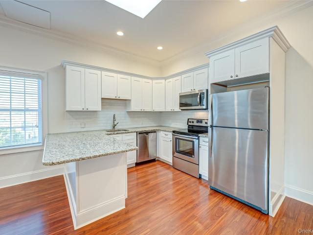 41 Green Street 2C
