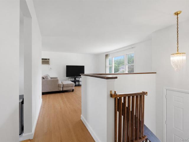 41 Guernsey Drive