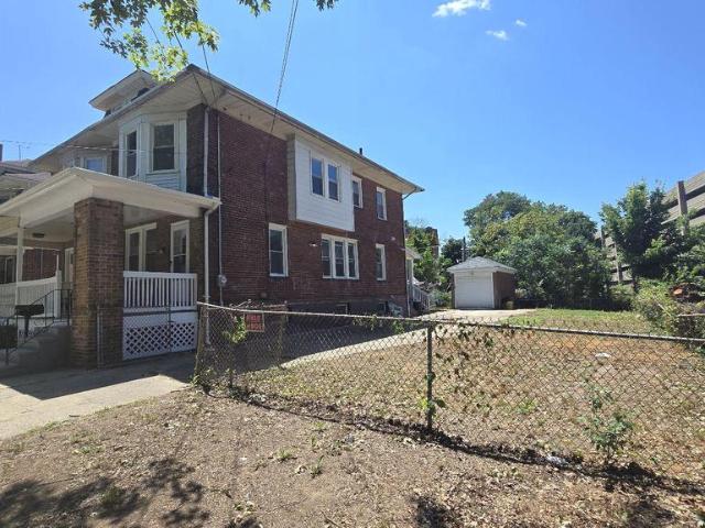 41 Hollywood Avenue