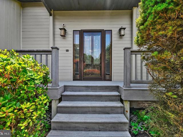 41 Kennedy Drive