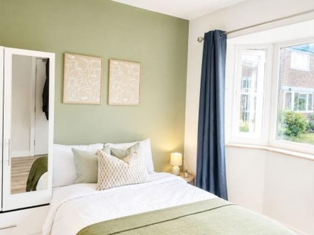 41 Lime Grove, Guildford 1 bedroomProperty for lettings Seymours