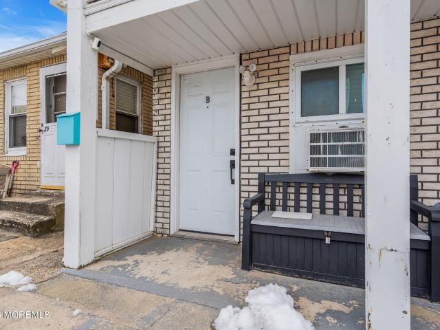 41 Lincoln Avenue