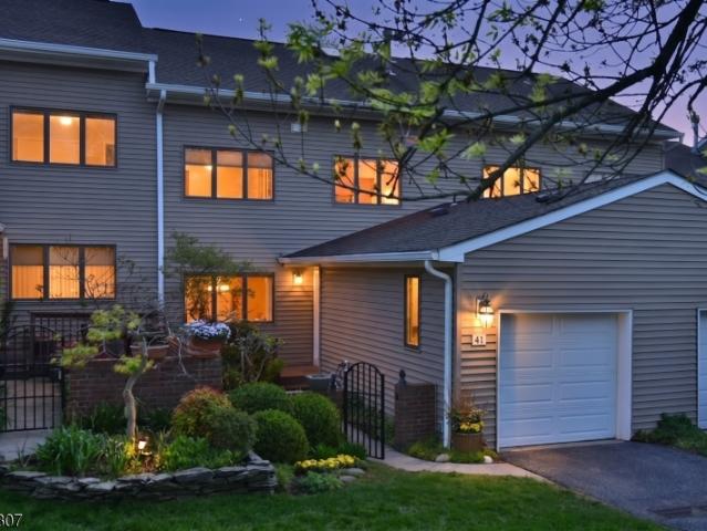 41 Litchult Ln