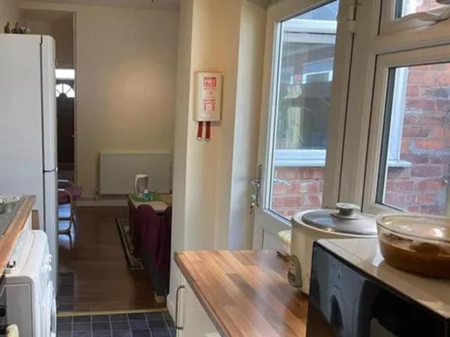 41 Lottie Road, Metchley, B29 6JY, United Kingdom | 4 bed townhouse for rent #70069194 | Rentberry