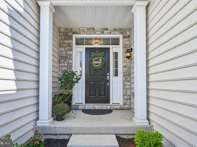 41 Midsummer Dr, Newtown Square, PA 19073 | MLS #PACT2118 | Compass