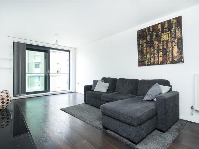 41 Millharbour, Canary Wharf E14, 1 bed flat to rent, £2,100 pcm | PrimeLocation