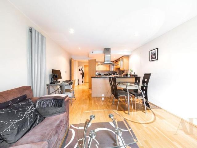 41 Millharbour, London